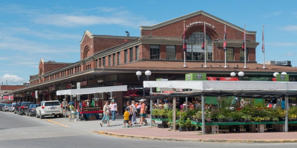 Local Guide on Byward Market in Ottawa - History, Timings, Map