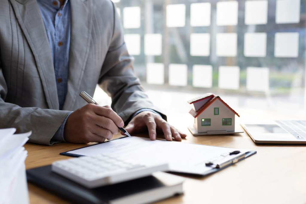 Know How Does an Escrow Account Work in Canada